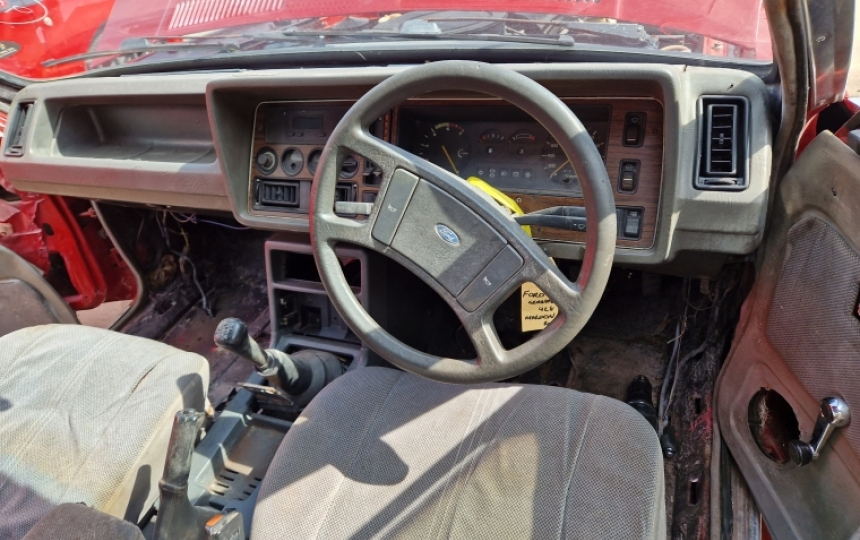 Ford Granada 3.0 Manual | Car Cave Scotland - Used Cars in Midlothian ...